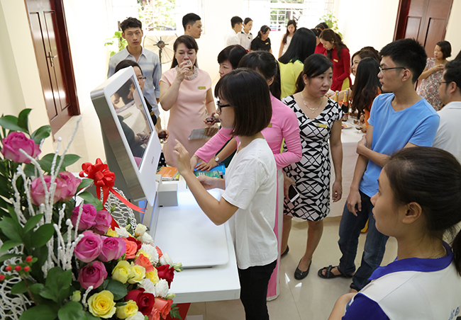 Grand opening automatic Book Drop 24/7 system, Vietnam National ...